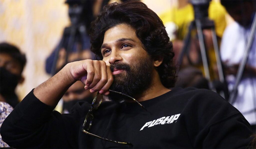 Mega Fans Target Allu Arjun Once Again Telugu Rajyam